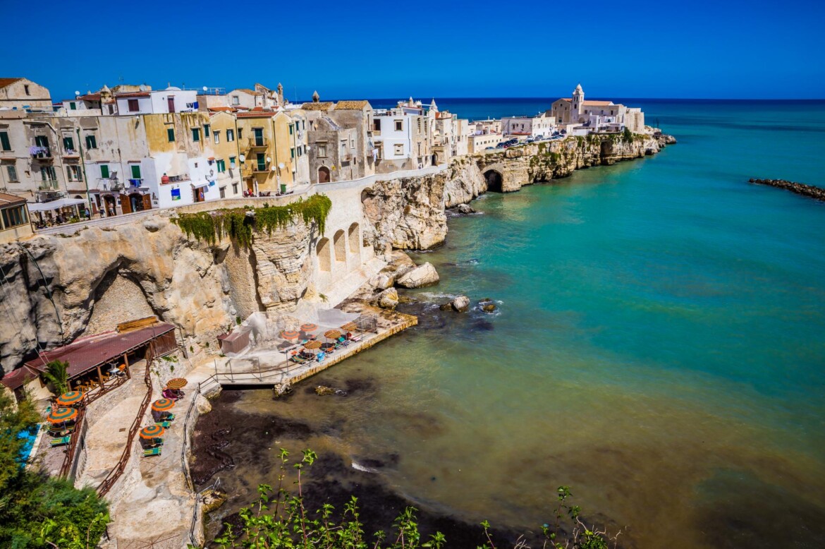 Vieste na półwyspie Gargano i 10 najpiękniejszych plaż wokół